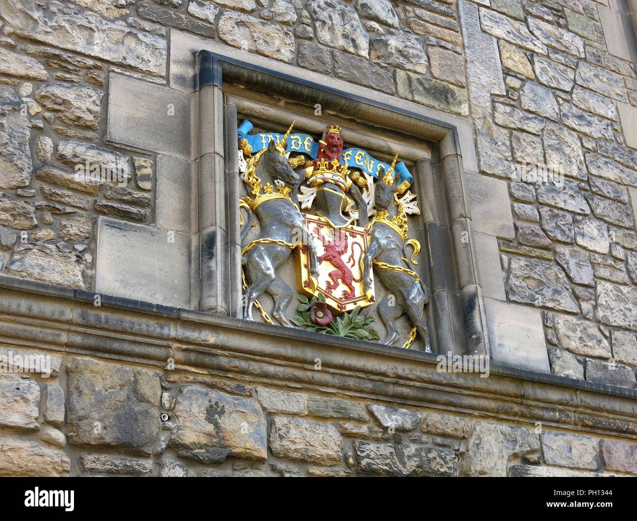 Royal crest visible on the walls of Edinburgh castle Stock Photo - Alamy