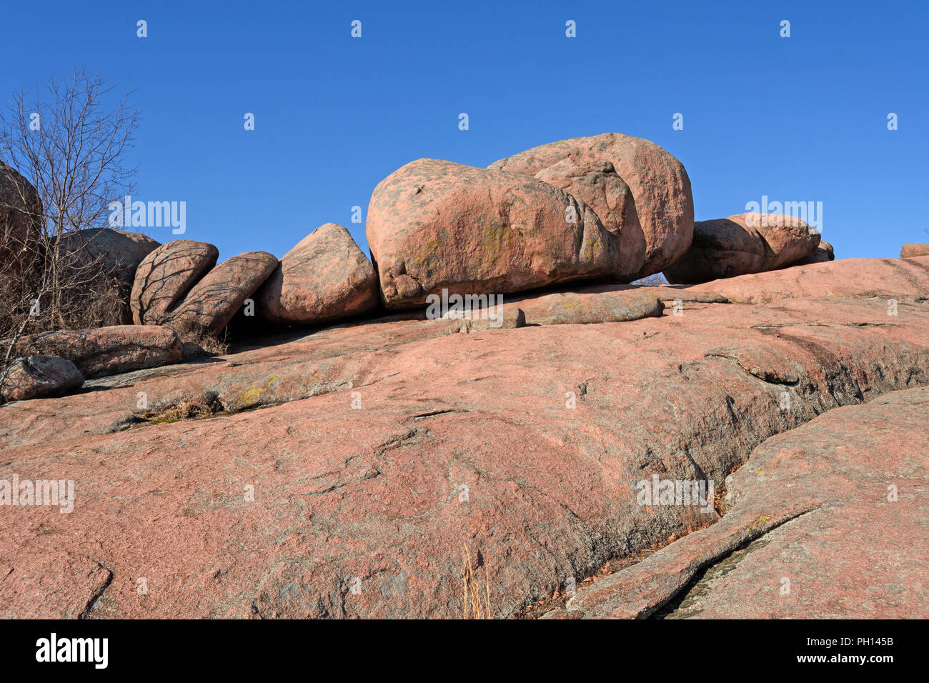 Granite Ridge in the Sun in Elephant Rocks State Park in Missouri Stock ...
