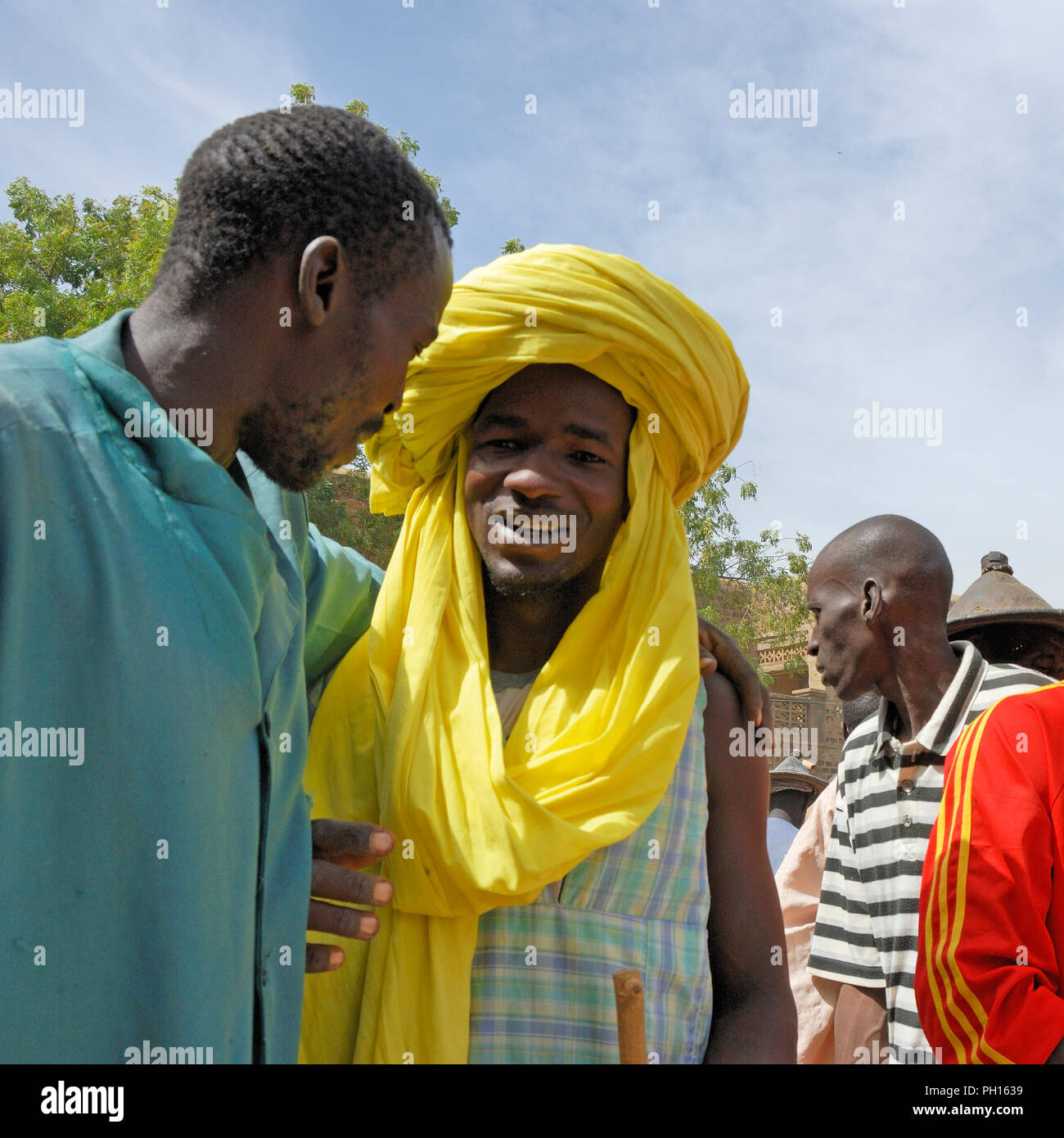 Saharian man hi-res stock photography and images - Alamy