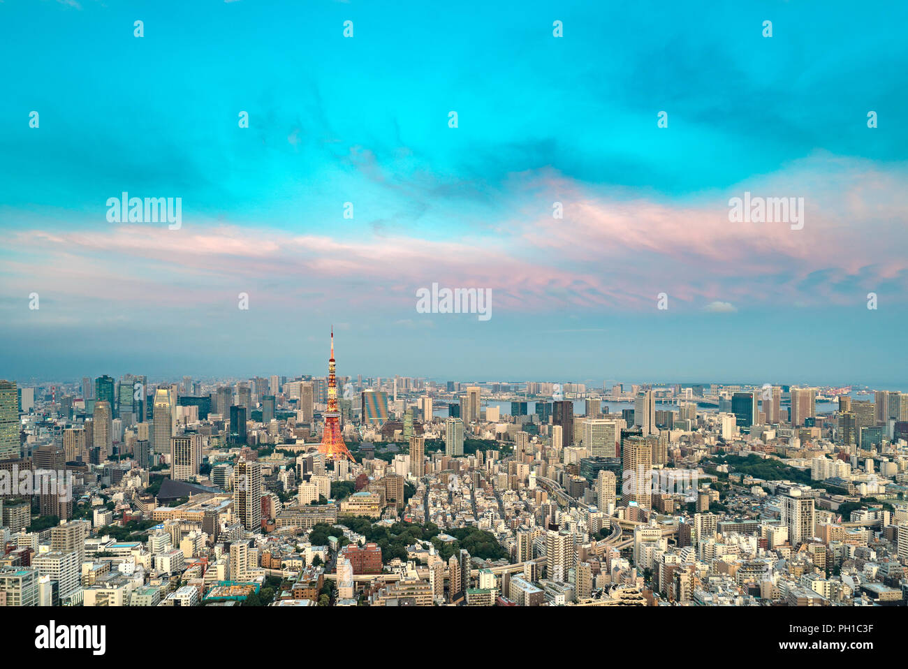 Tokyo Tower, Japan - communication and observation tower Stock Photo ...