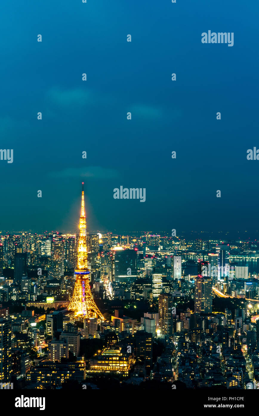 Tokyo Tower, Japan - communication and observation tower Stock Photo ...