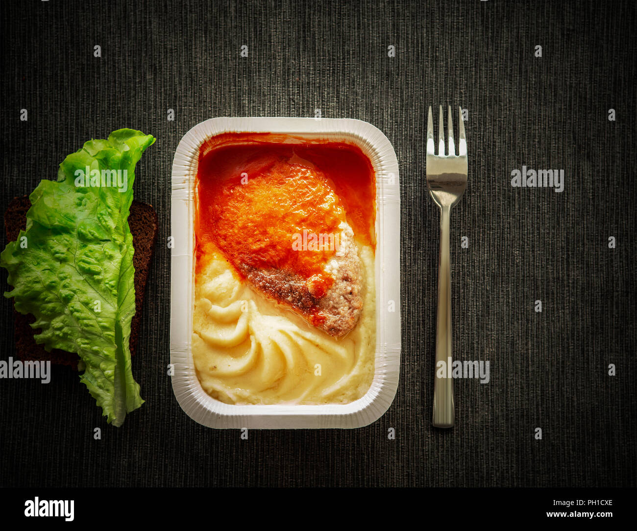 Ready dinner hi-res stock photography and images - Alamy