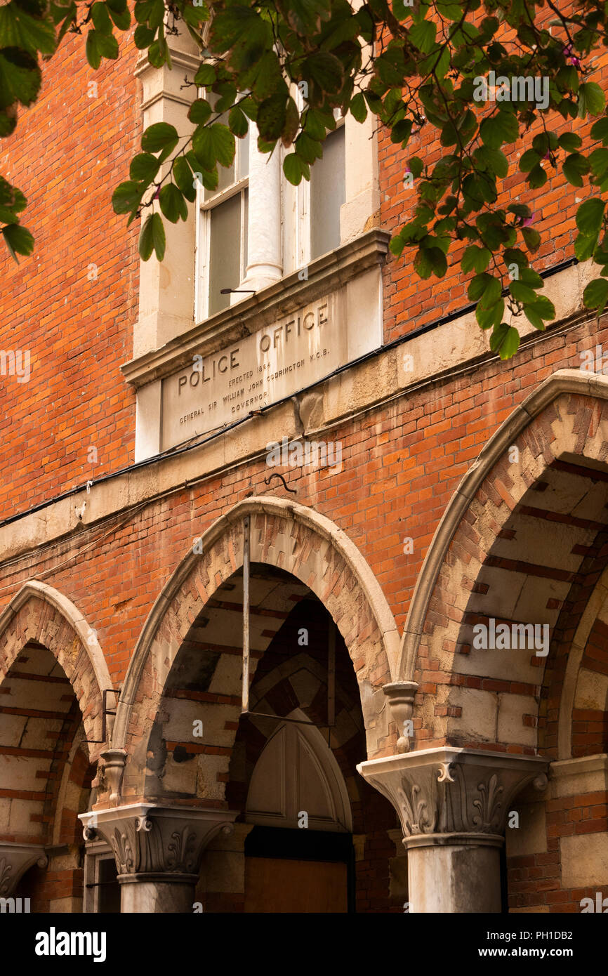 Police station building hi-res stock photography and images - Alamy