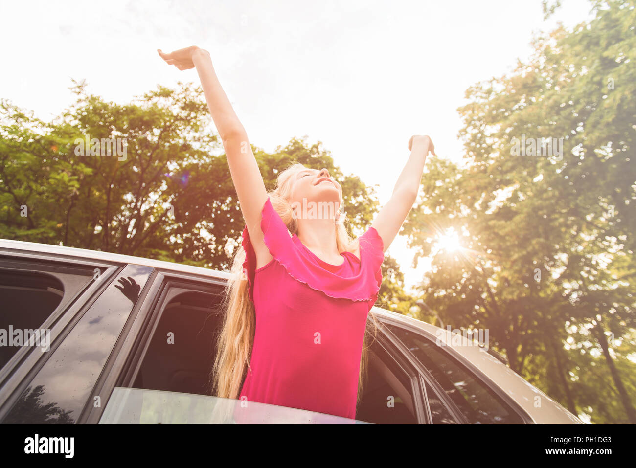 Put hands up hi-res stock photography and images - Alamy