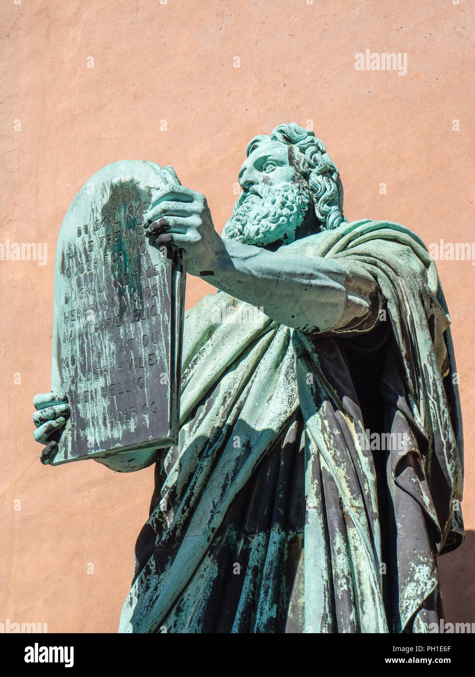 Ten commandments tablets hi-res stock photography and images - Alamy