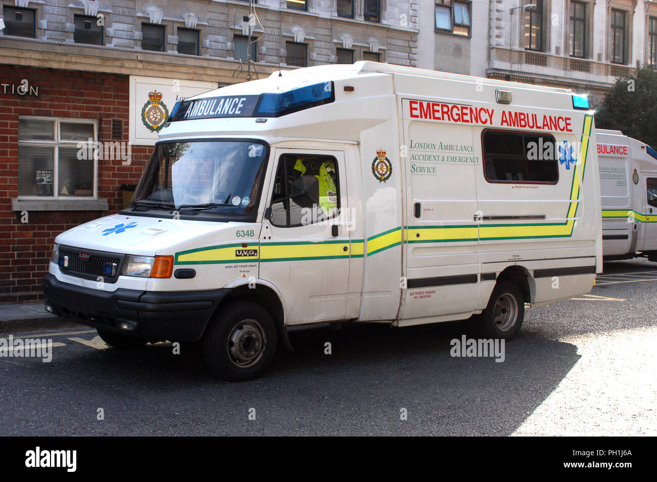 Ambulance in 2005 hi-res stock photography and images - Alamy