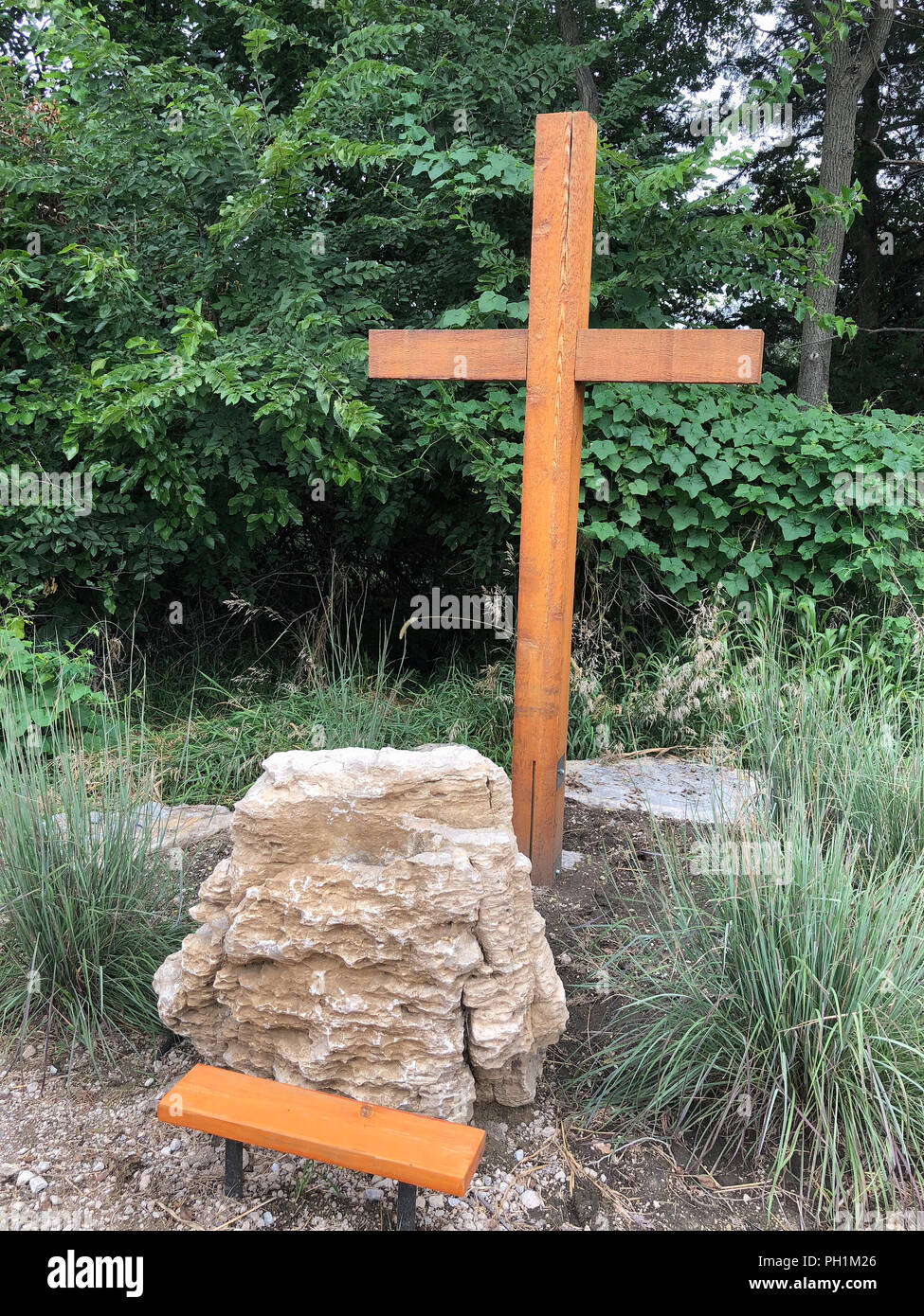 Outdoor Garden Cross at Charli Fiaschi blog