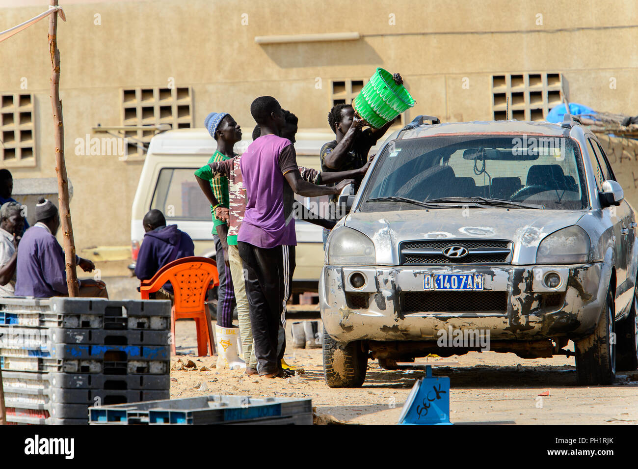 African car wash hi-res stock photography and images - Alamy