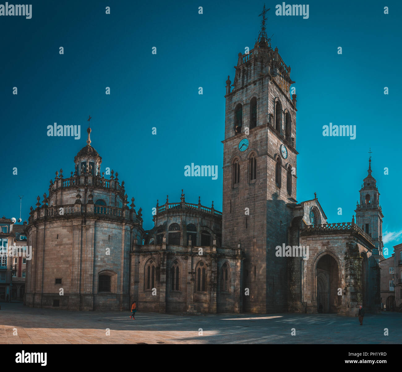 Catedral clasica hi-res stock photography and images - Alamy
