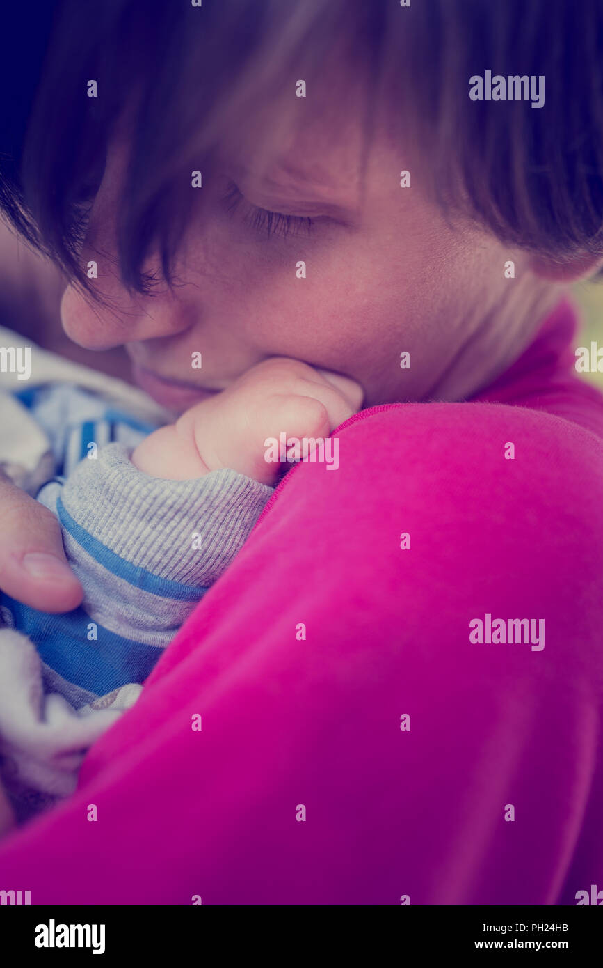 Under chin visible hi-res stock photography and images - Alamy