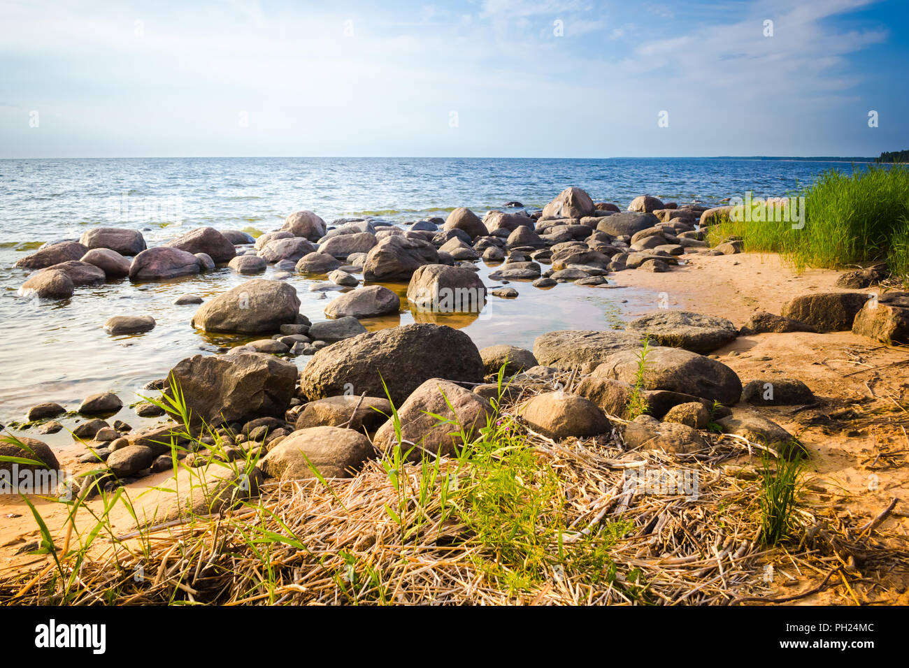 Beach sea rock hi-res stock photography and images - Alamy