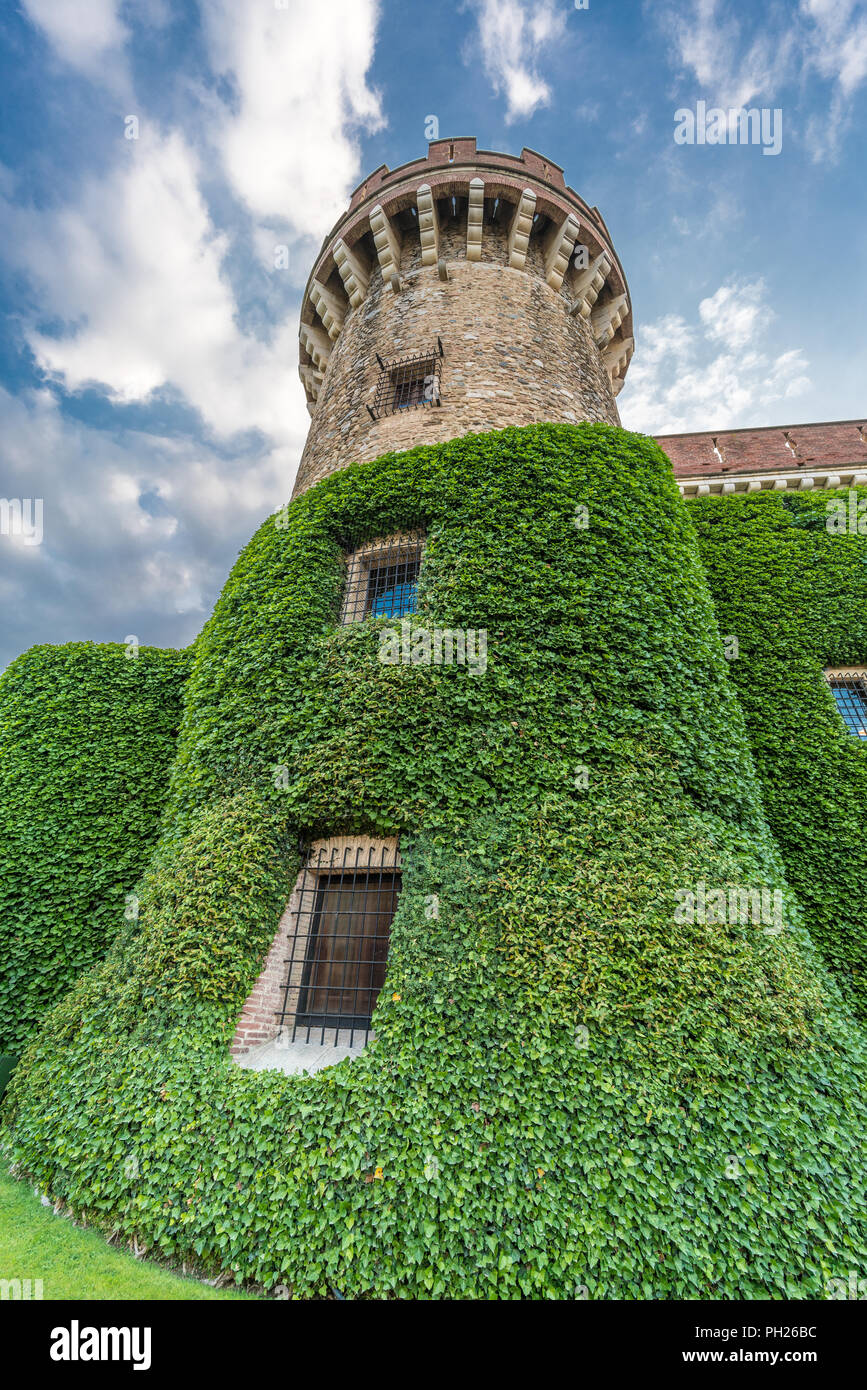 Castell de Peralada Castle. Seat of the medieval dynasty of the ...