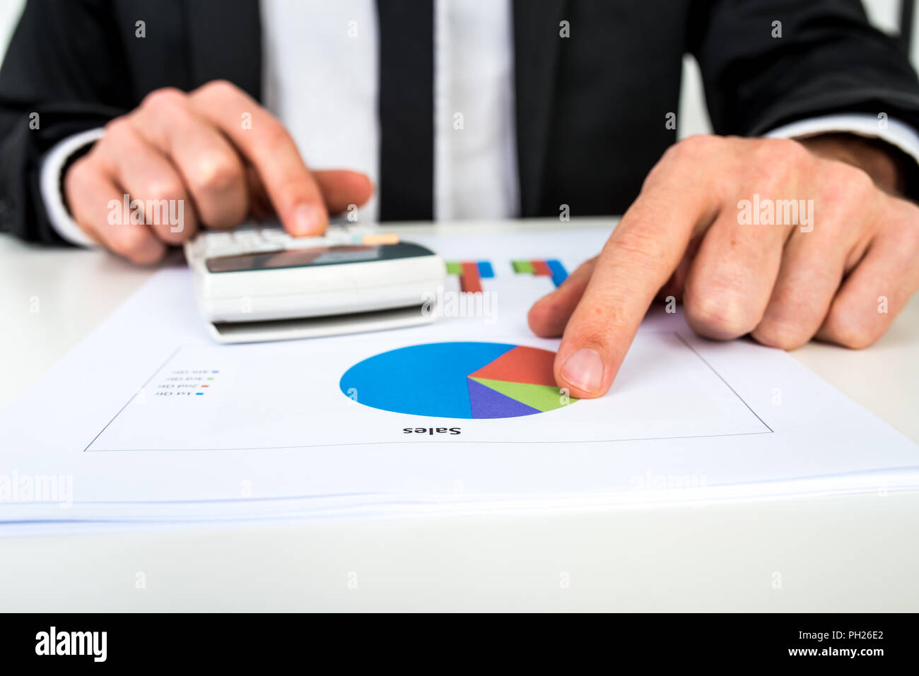 Calculating numbers hi-res stock photography and images - Alamy