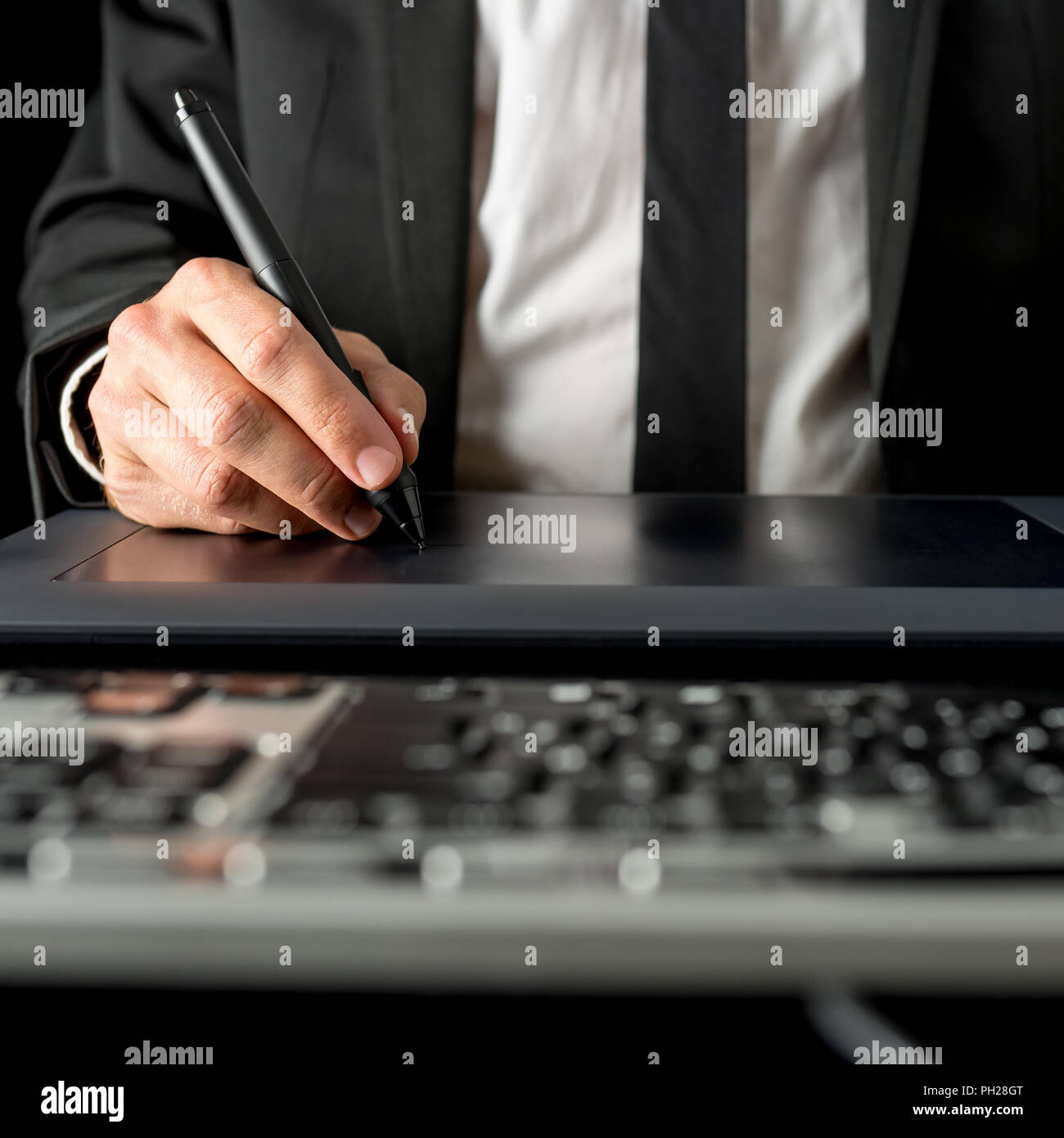 Desktop computer close up hi-res stock photography and images - Alamy