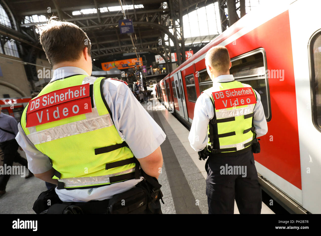 Hamburg, Germany. 29th Aug, 2018. 29.08.2018, Hamburg: DB Security ...