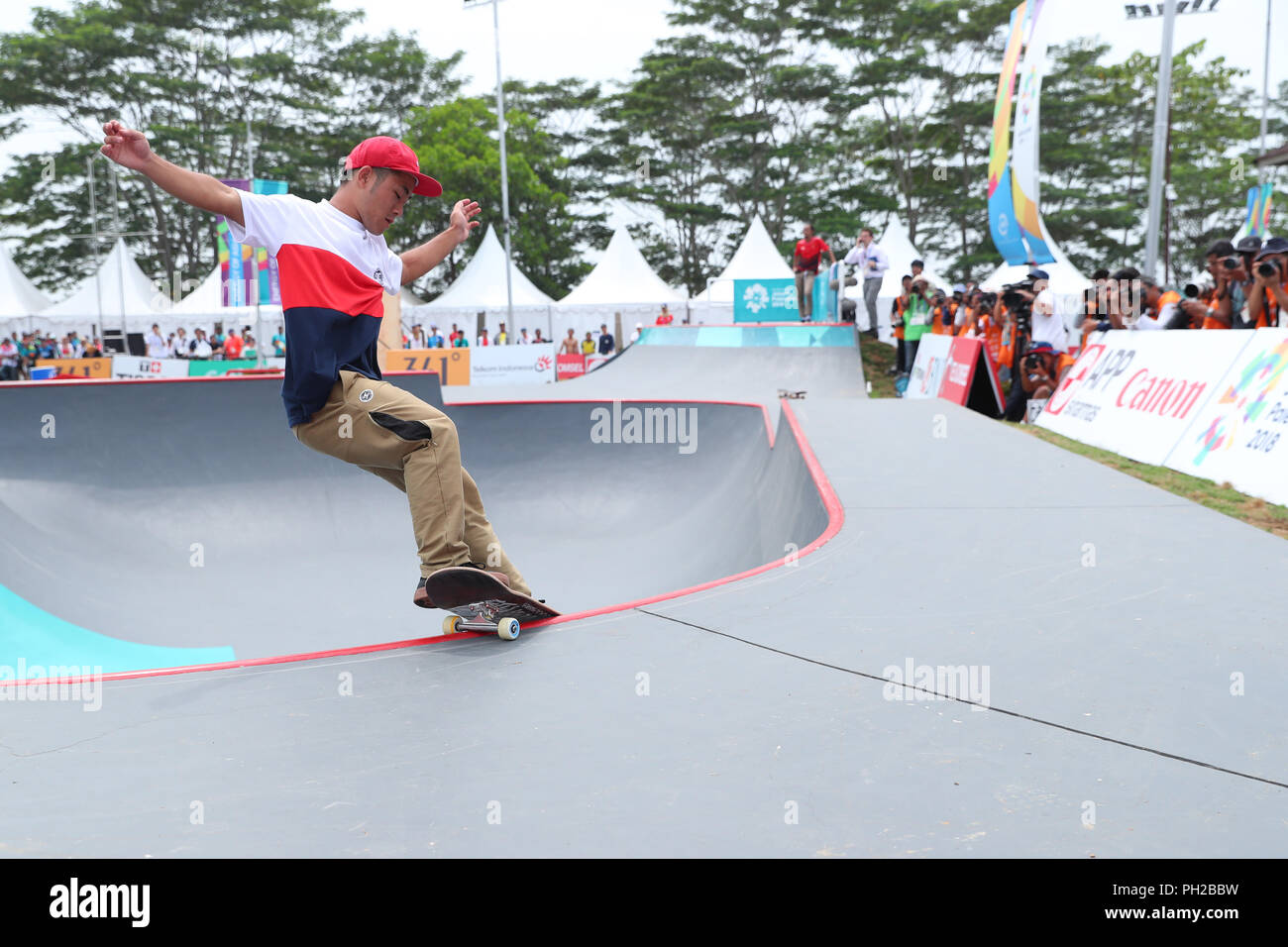 Palembang, Indonesia. 29th Aug, 2018. Kensuke Sasaoka (JPN ...