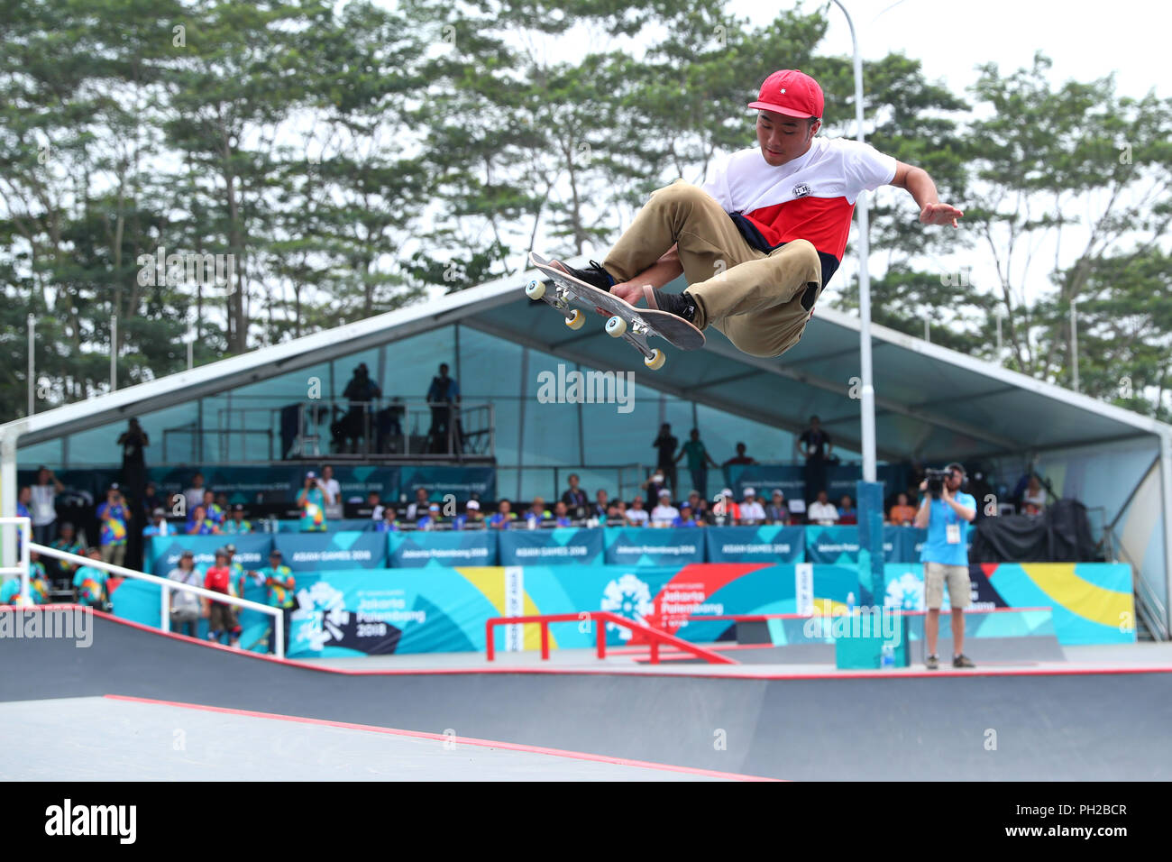 Palembang, Indonesia. 29th Aug, 2018. Kensuke Sasaoka (JPN ...