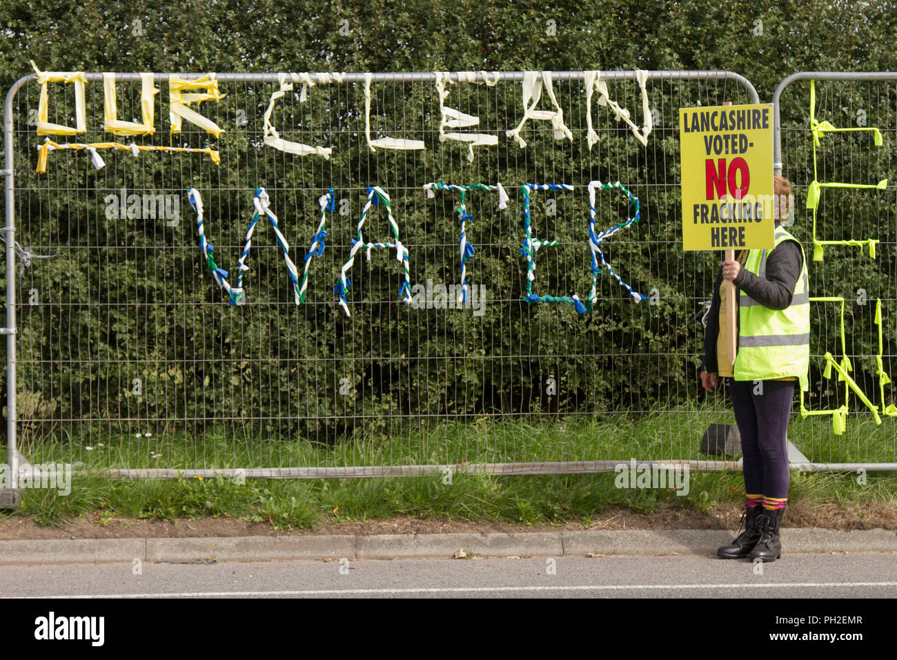 Anti fracking posters hi-res stock photography and images - Alamy