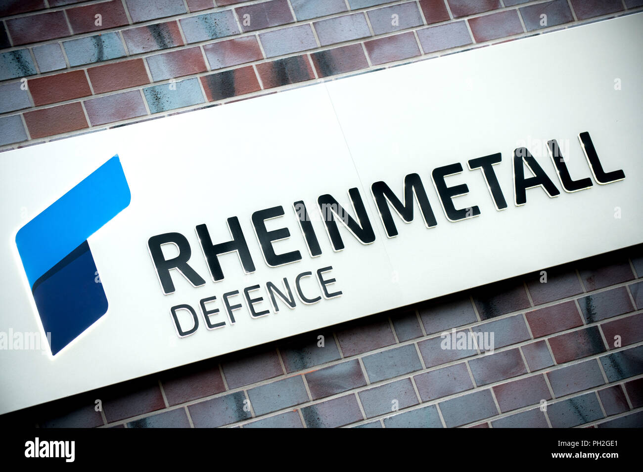 Rheinmetall tanks hi-res stock photography and images - Alamy