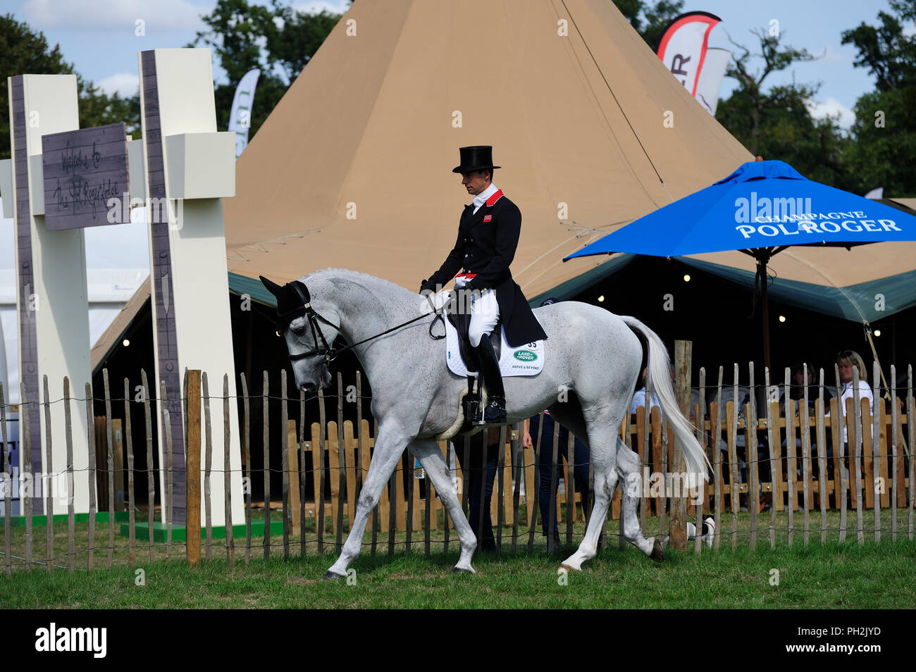Harry meade horse hi-res stock photography and images - Alamy