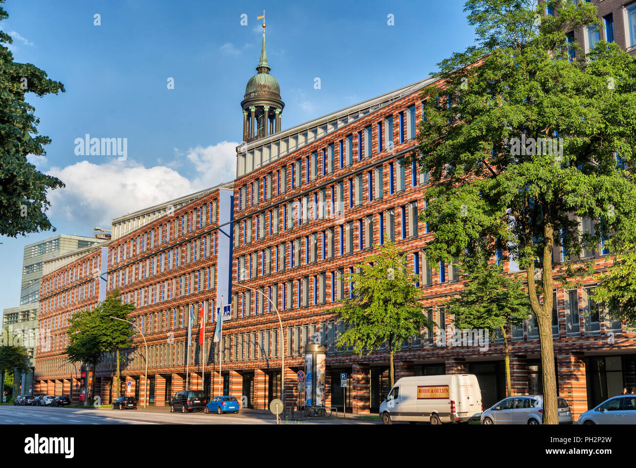 Kpmg building hi-res stock photography and images - Alamy