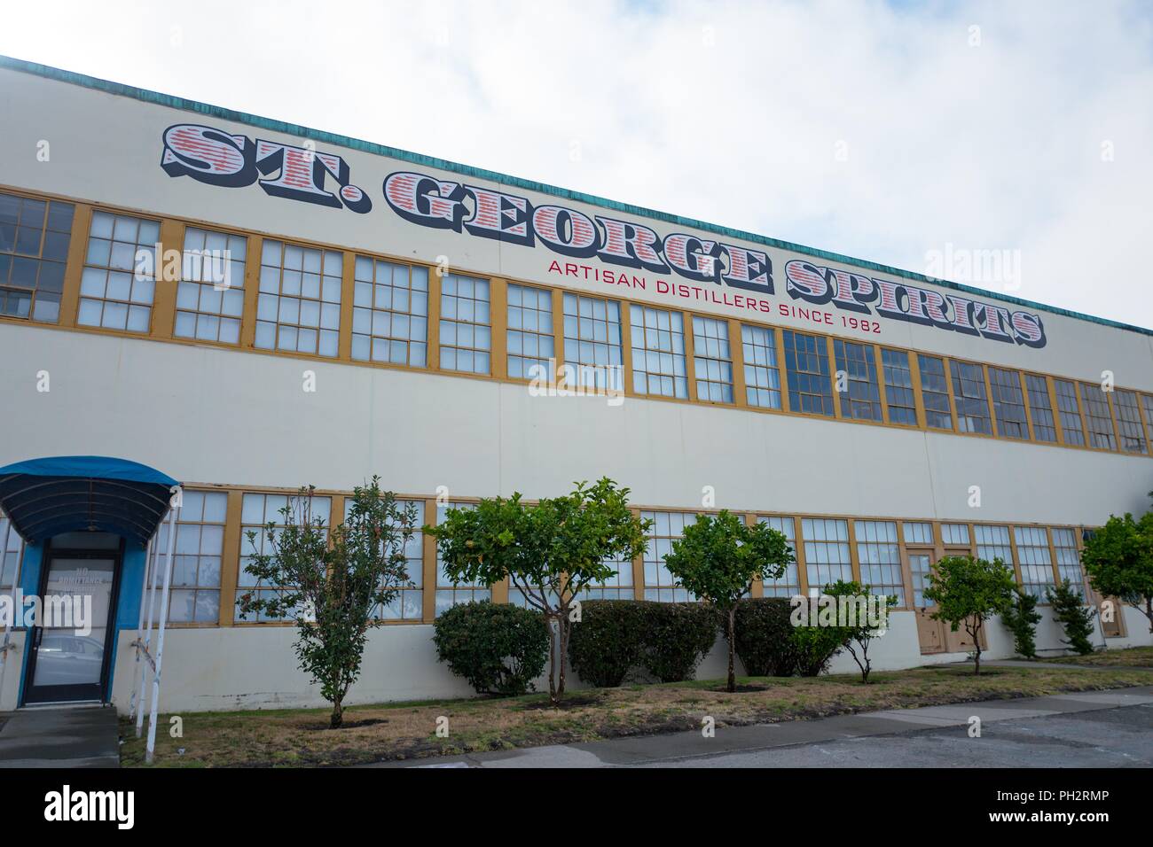 Saint george spirits hi-res stock photography and images - Alamy