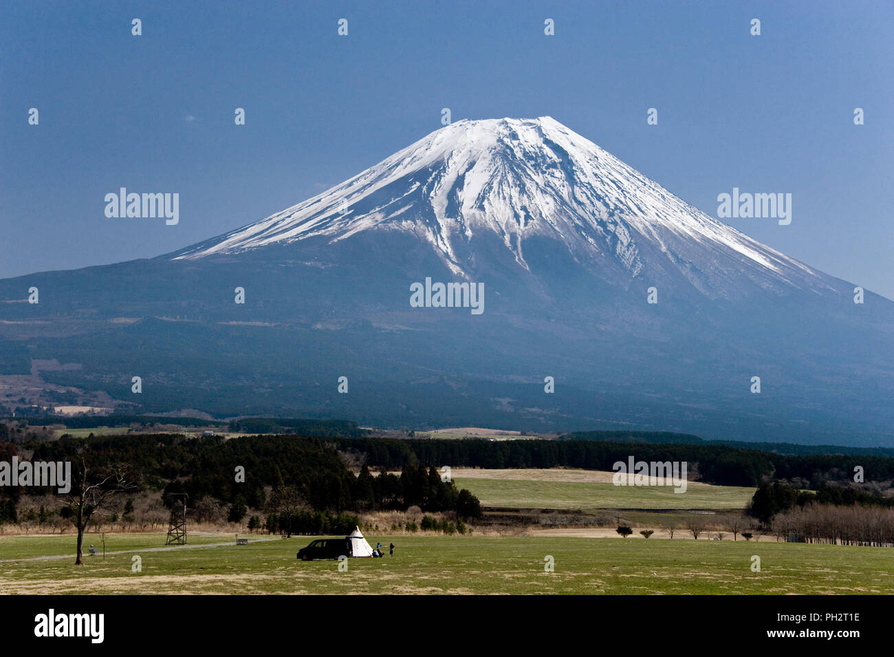 Camp fuji hi-res stock photography and images - Alamy