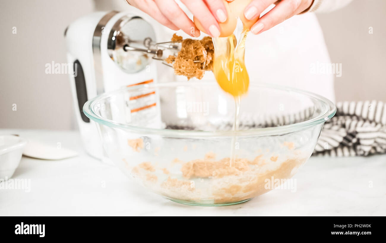 Step by step. Mixing ingredients for vanilla cupcakes Stock Photo - Alamy
