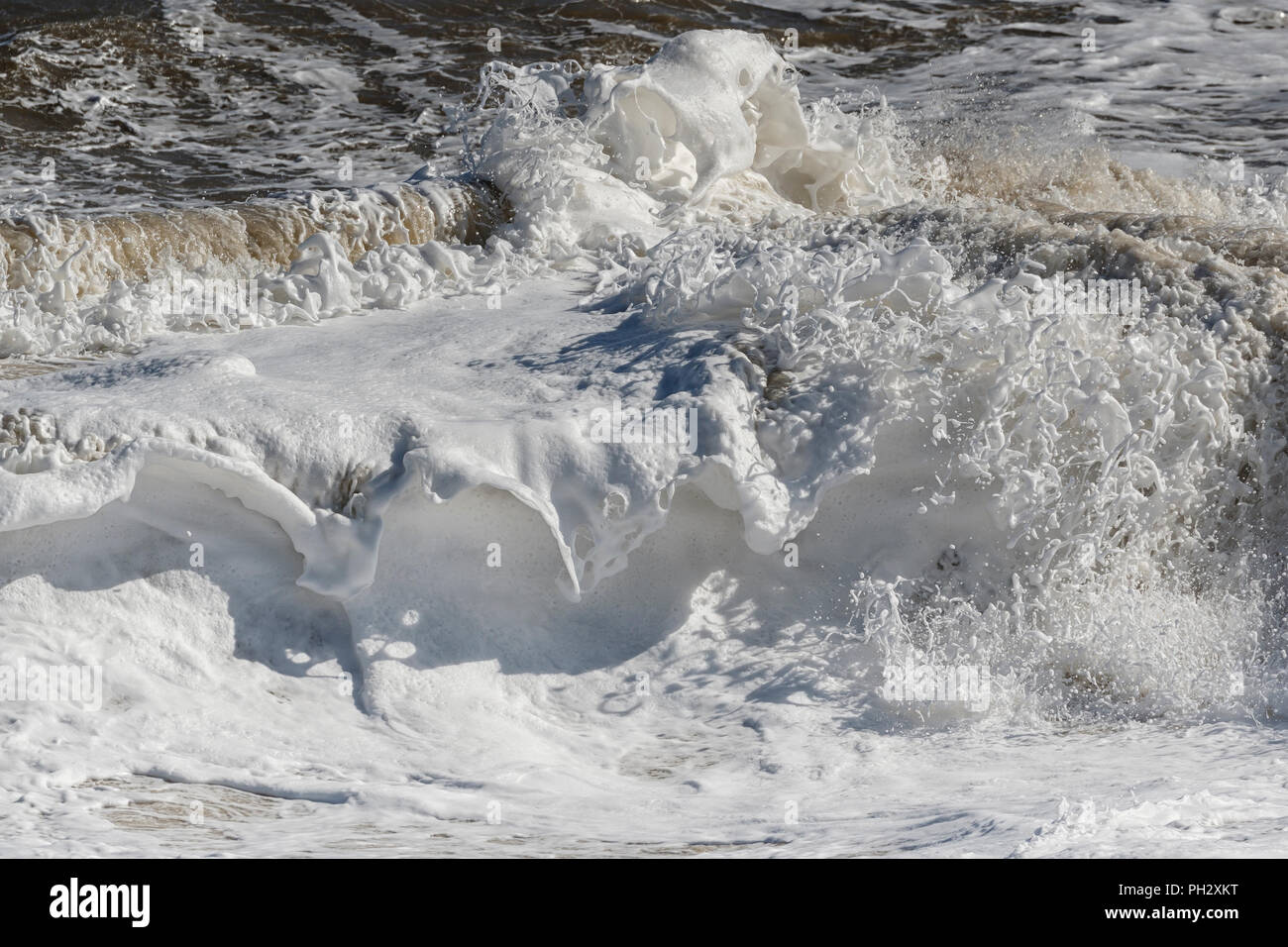 Sea Sculpture, Breaking waves and water Stock Photo - Alamy