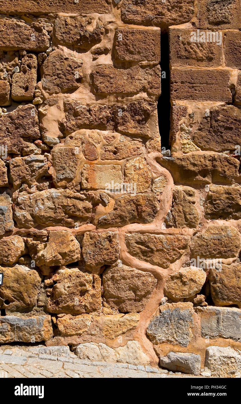 Old stone masonry hi-res stock photography and images - Alamy