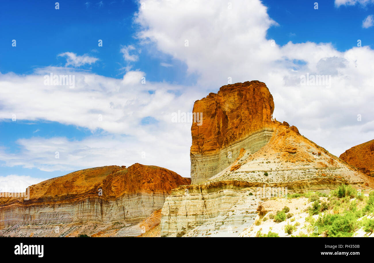 Red limestone formation hi-res stock photography and images - Alamy