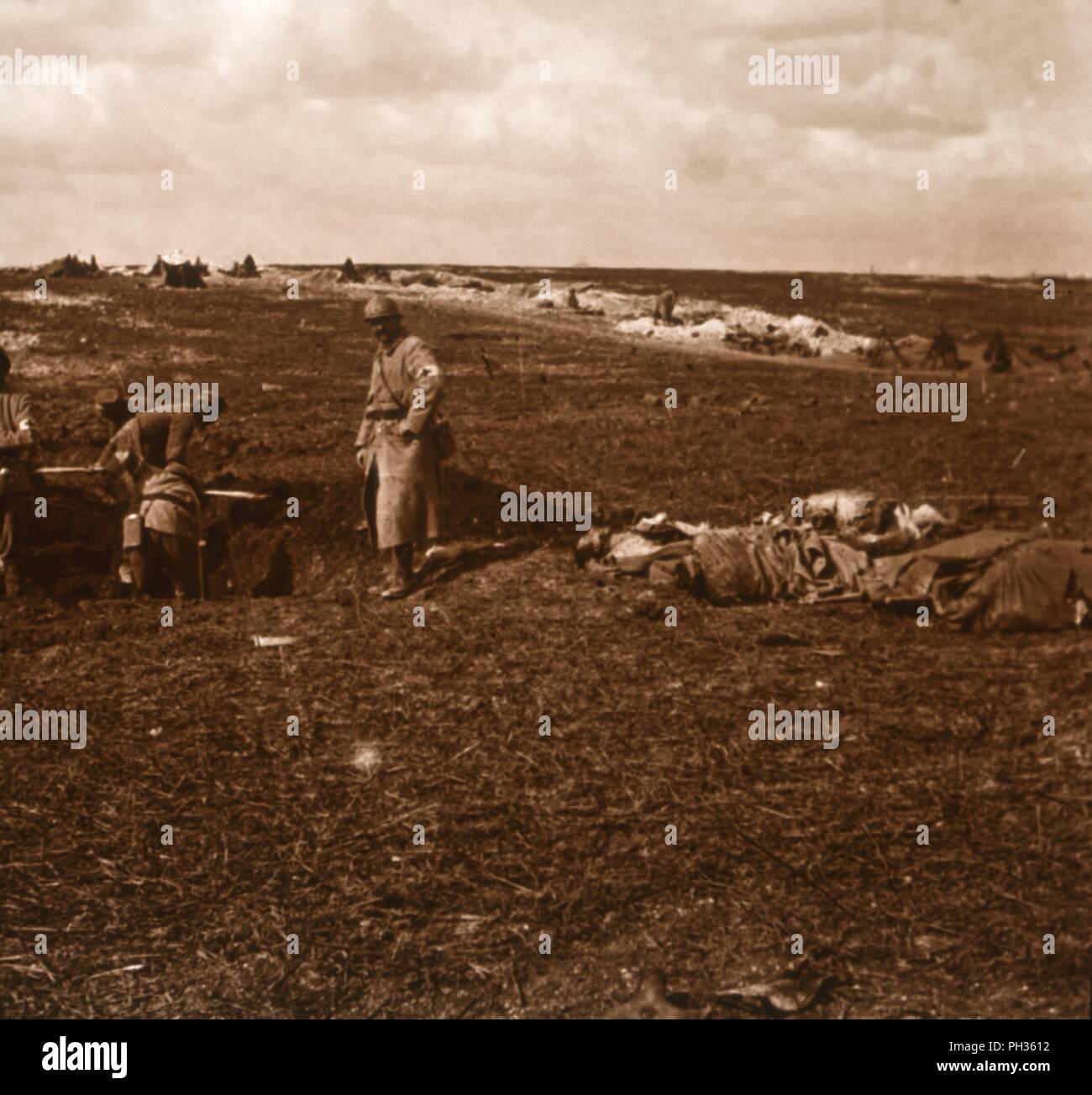 Battlefield camp hi-res stock photography and images - Alamy