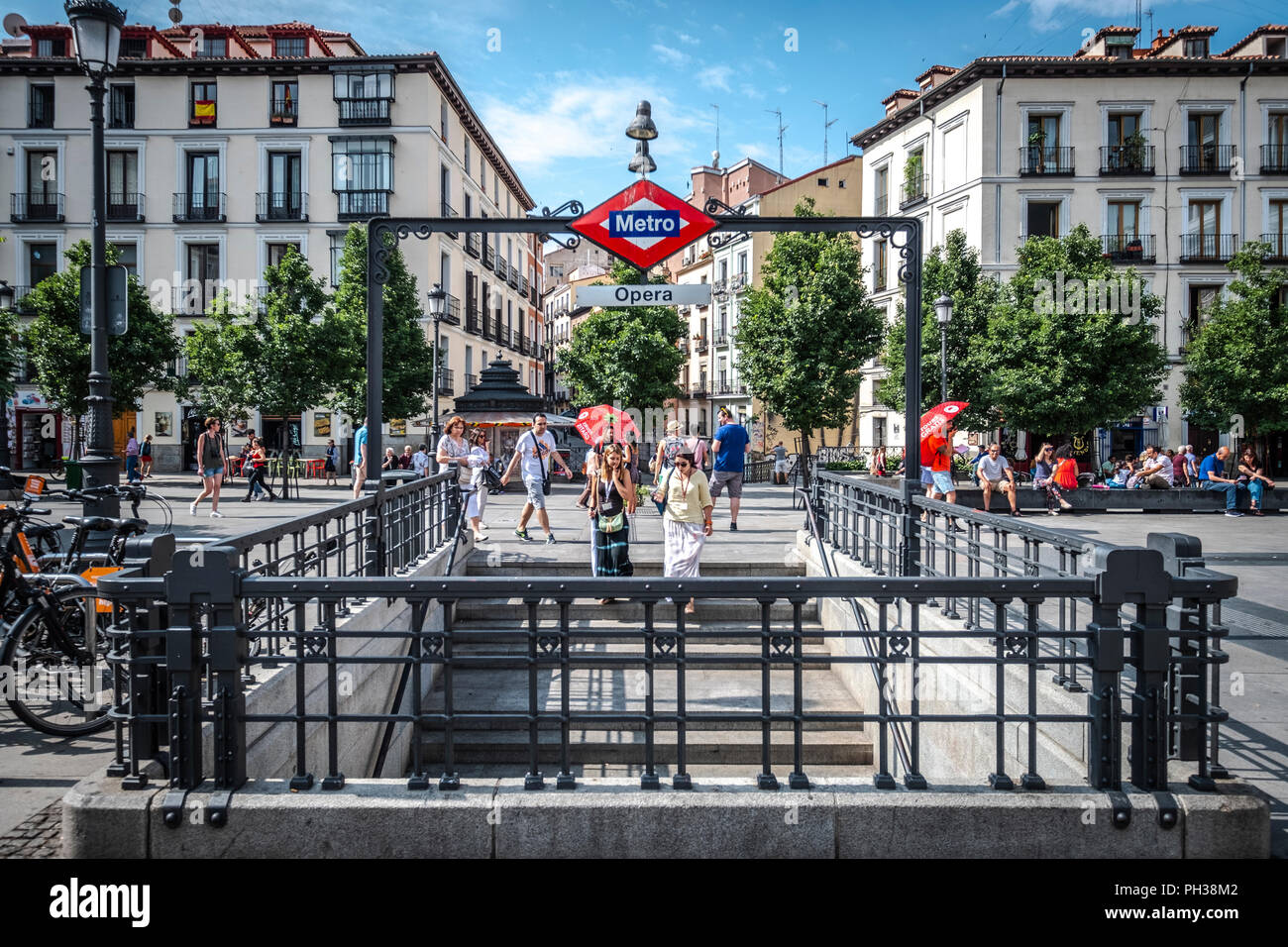 Entrance to the Madrid Metro subway system. Madrid Metro is great ...