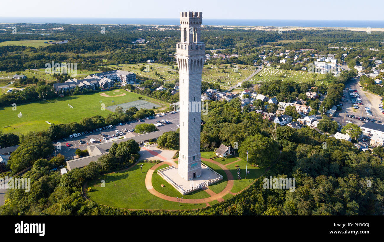 Pilgrim monument tower provincetown cape hi-res stock photography and ...