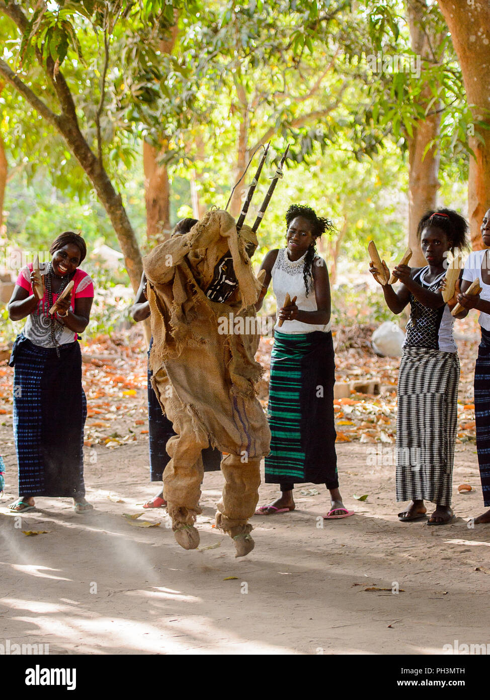 Kaguit vil., SENEGAL - APR 30, 2017: Unidentified Diola man in costume ...