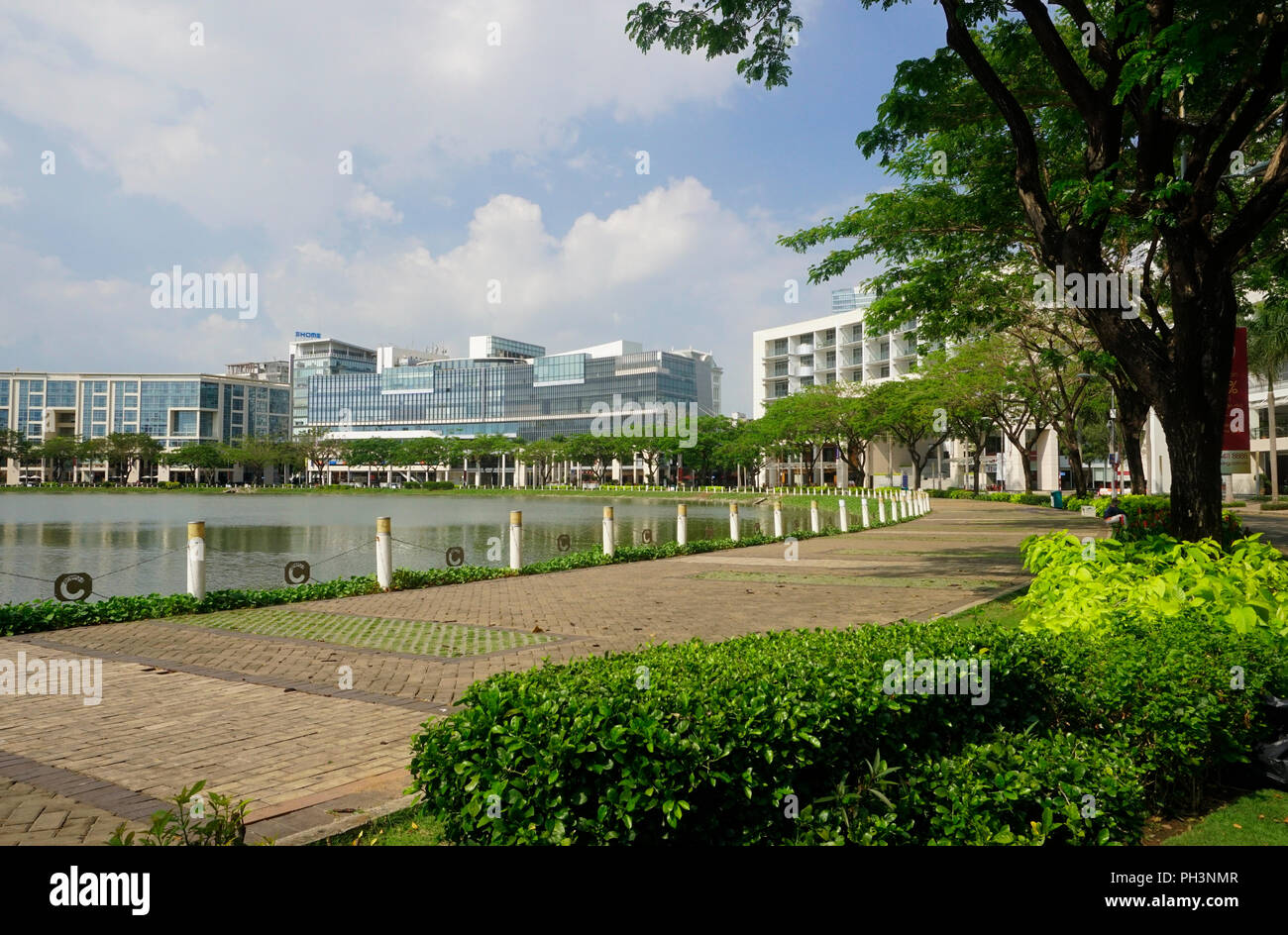 Ban nguyet lake hi-res stock photography and images - Alamy