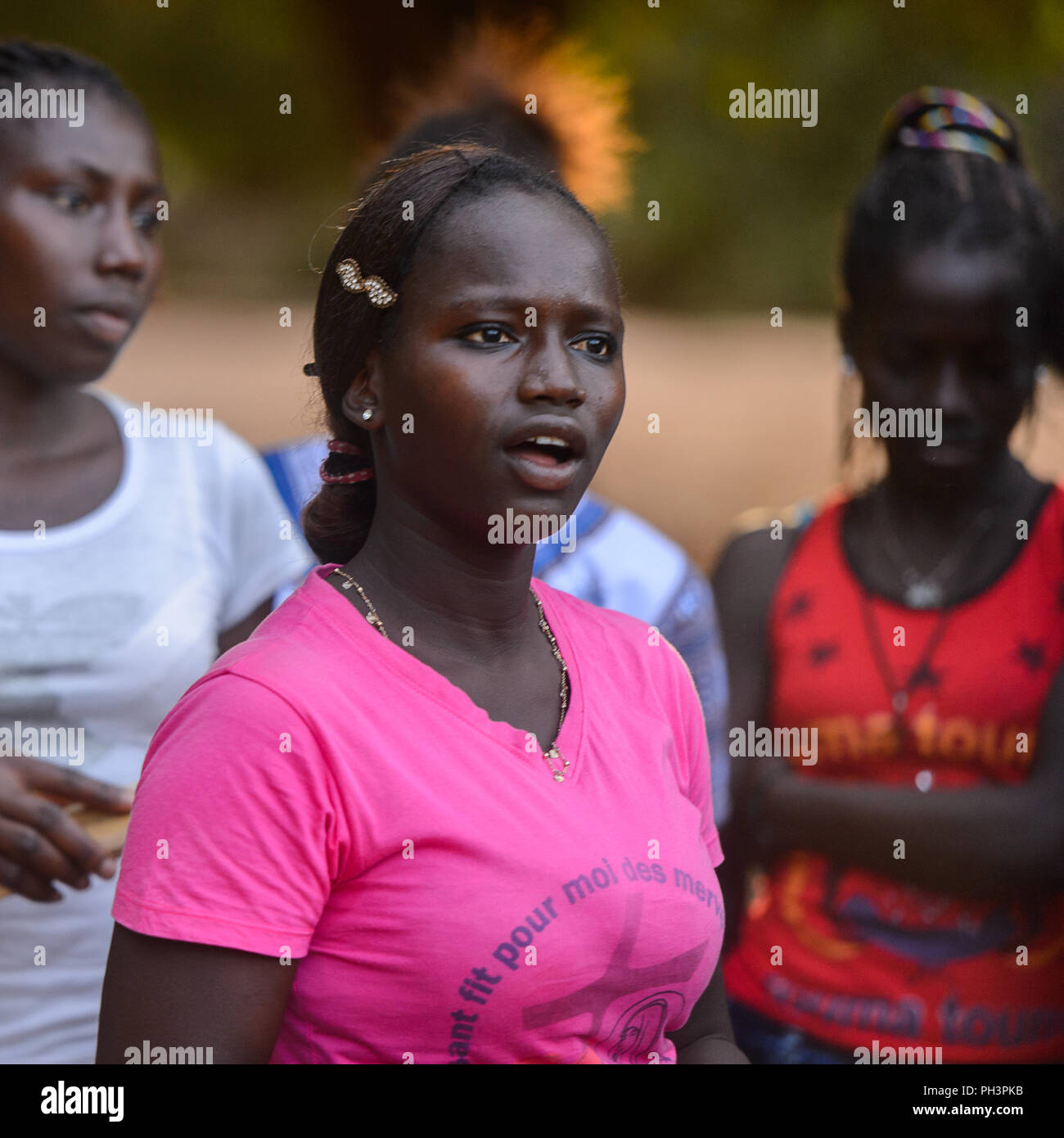 Diola people hi-res stock photography and images - Alamy