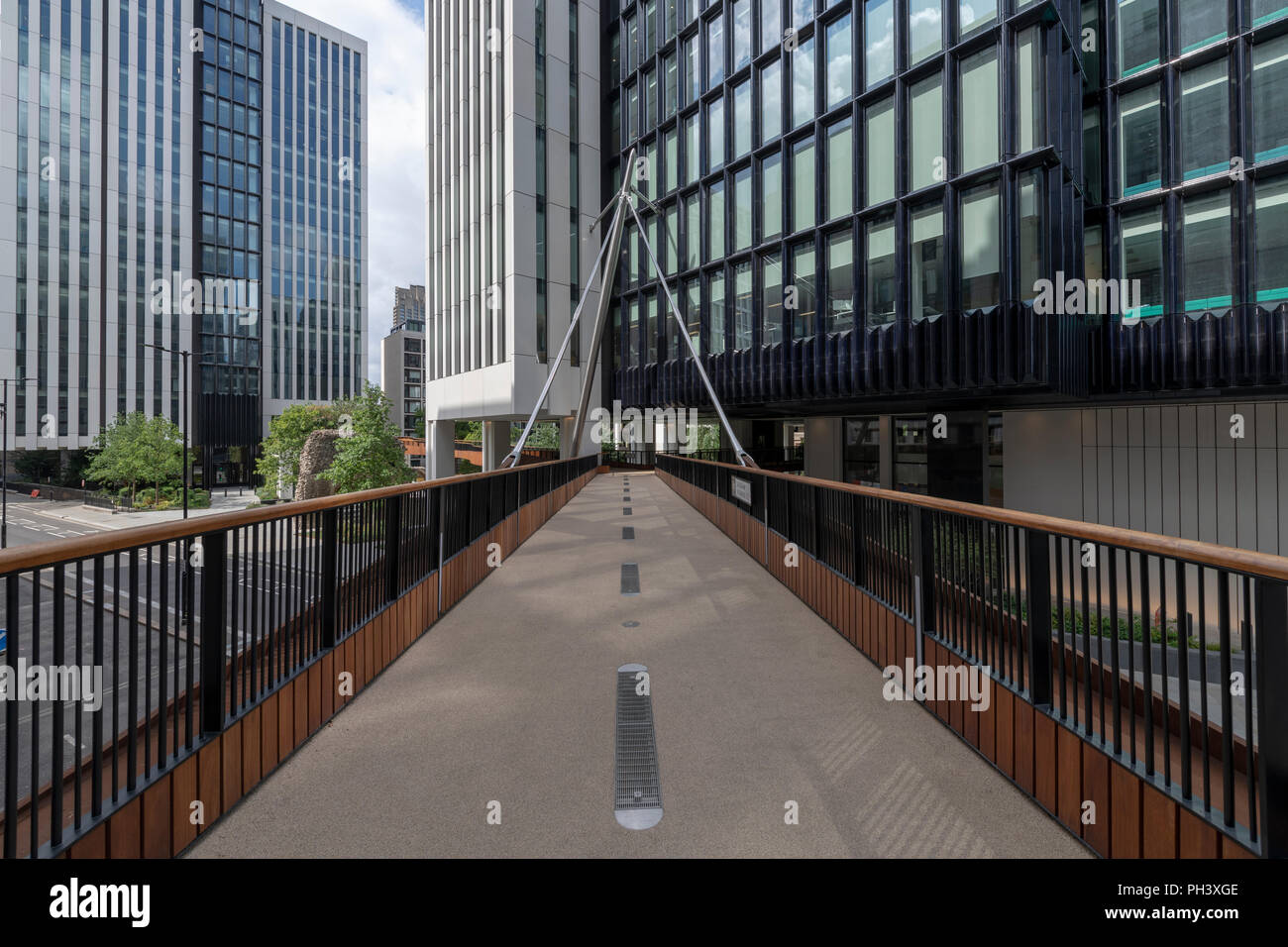 Pedway barbican hi-res stock photography and images - Alamy