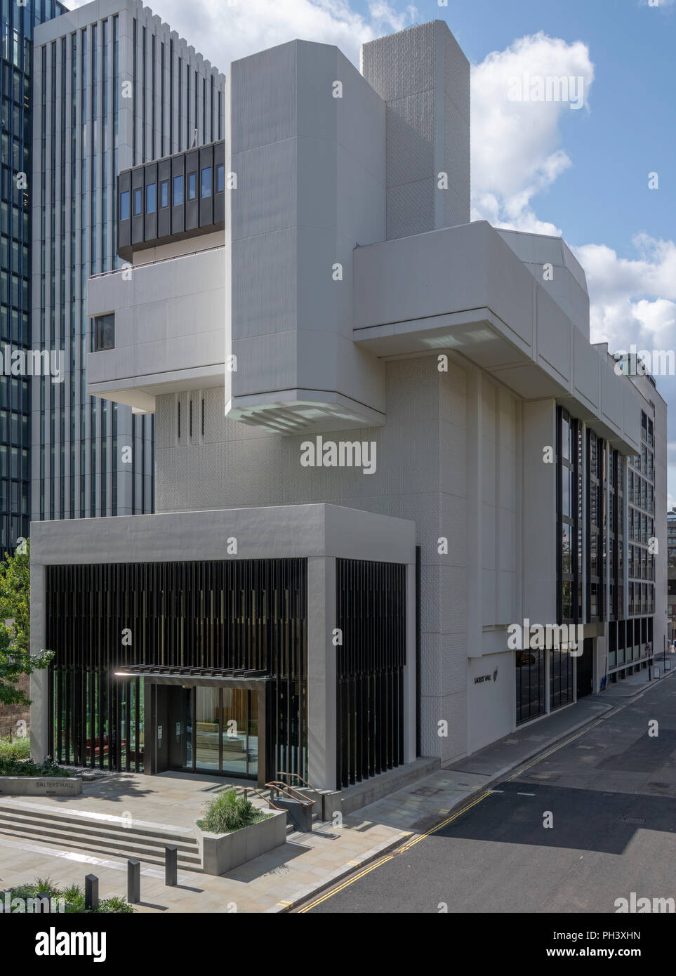 Salter's Hall. Home of the Salters' Company founded in 1394. Basil ...