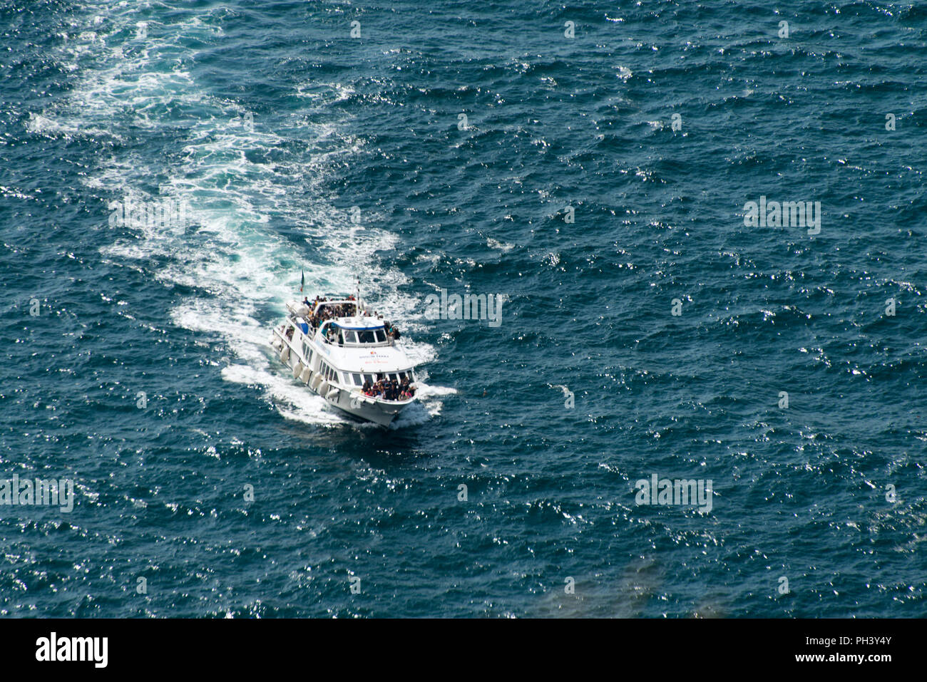 Doolin Ferry boat approaching Cliffs of Moher Stock Photo - Alamy