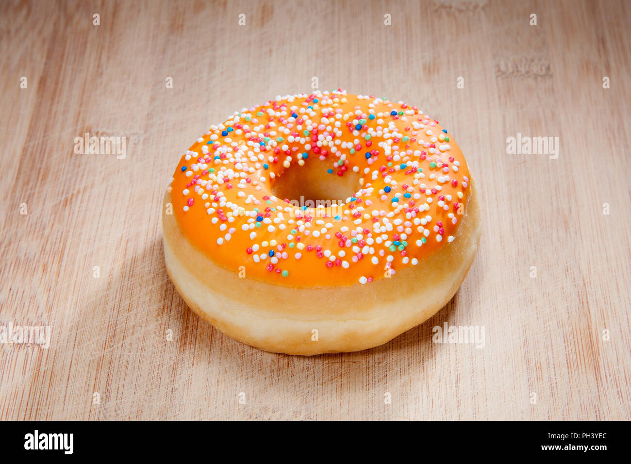 Donut food hi-res stock photography and images - Alamy
