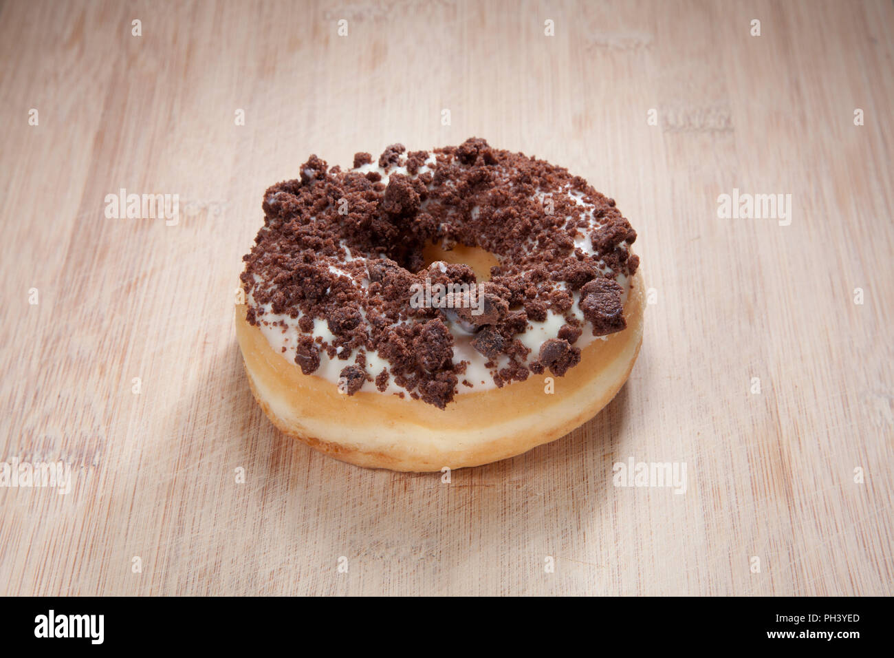 Single one donut hi-res stock photography and images - Alamy
