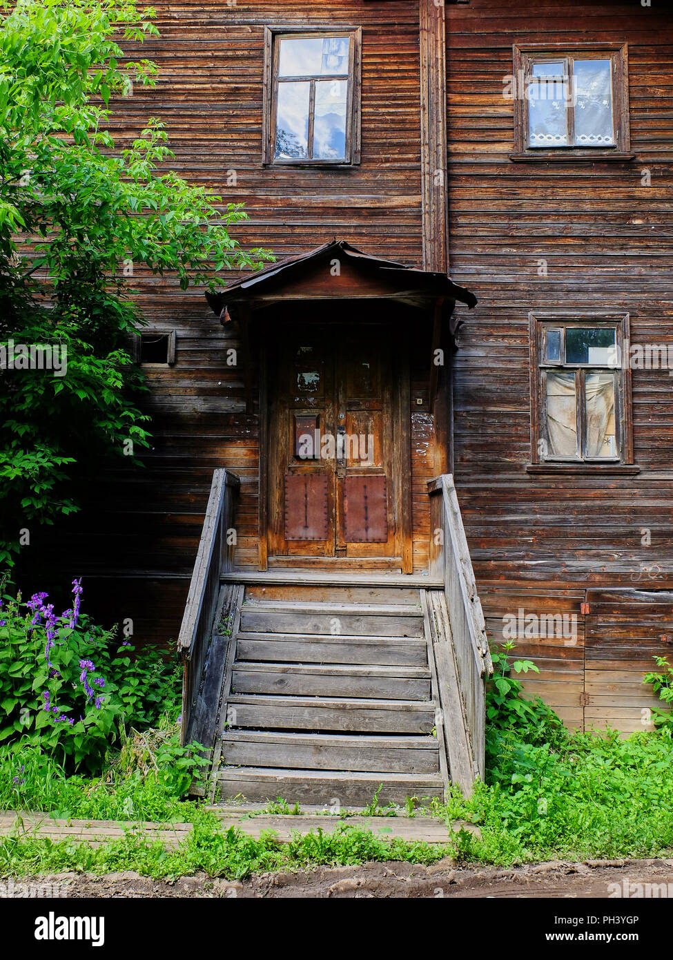 Front of house front facade of home house building structure hi-res ...