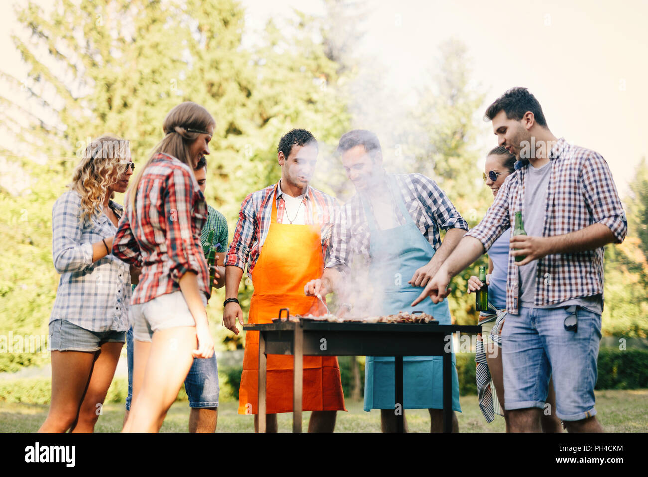 Weekend grilling hi-res stock photography and images - Alamy