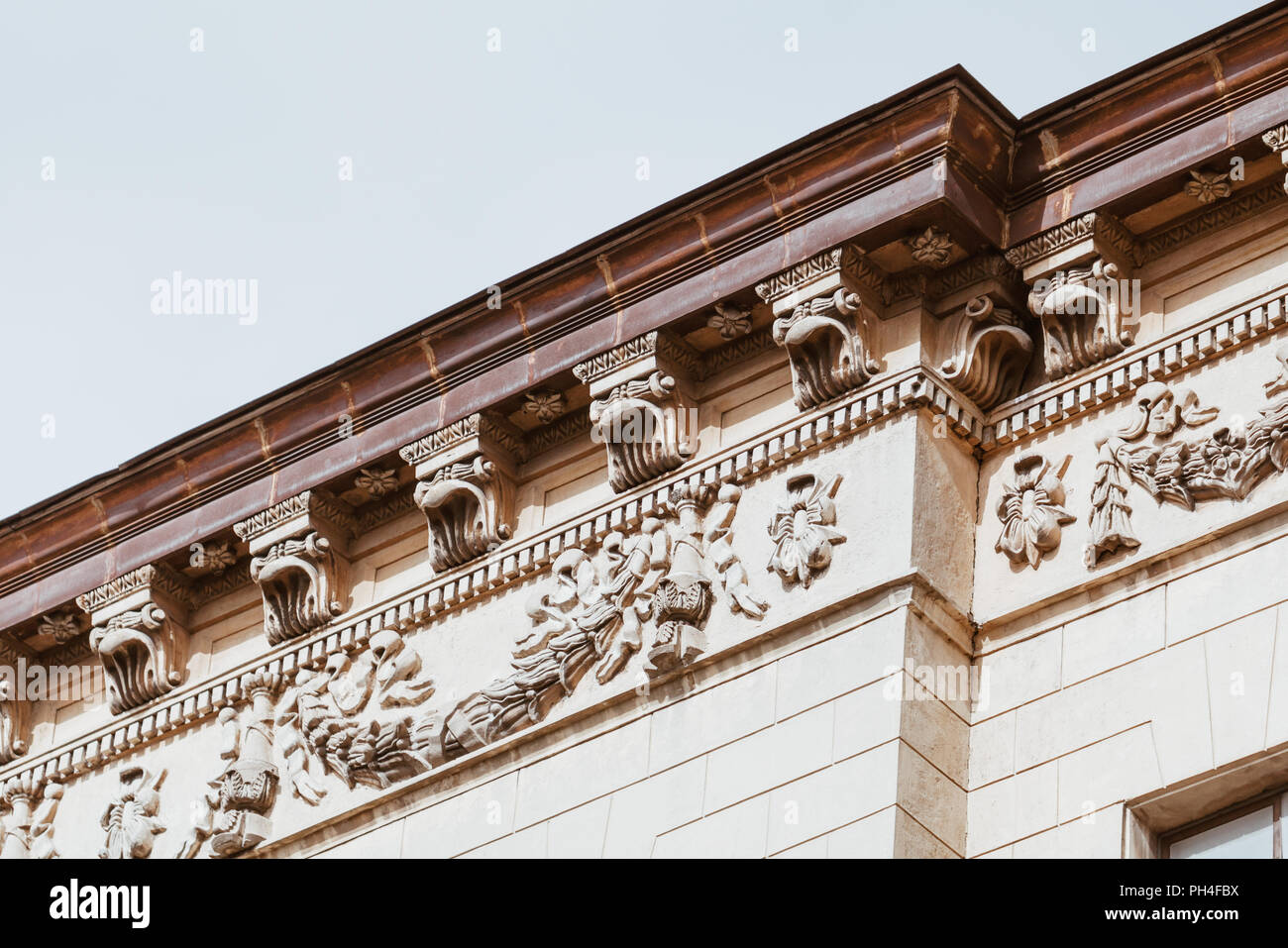 Decorative bas relief hi-res stock photography and images - Alamy