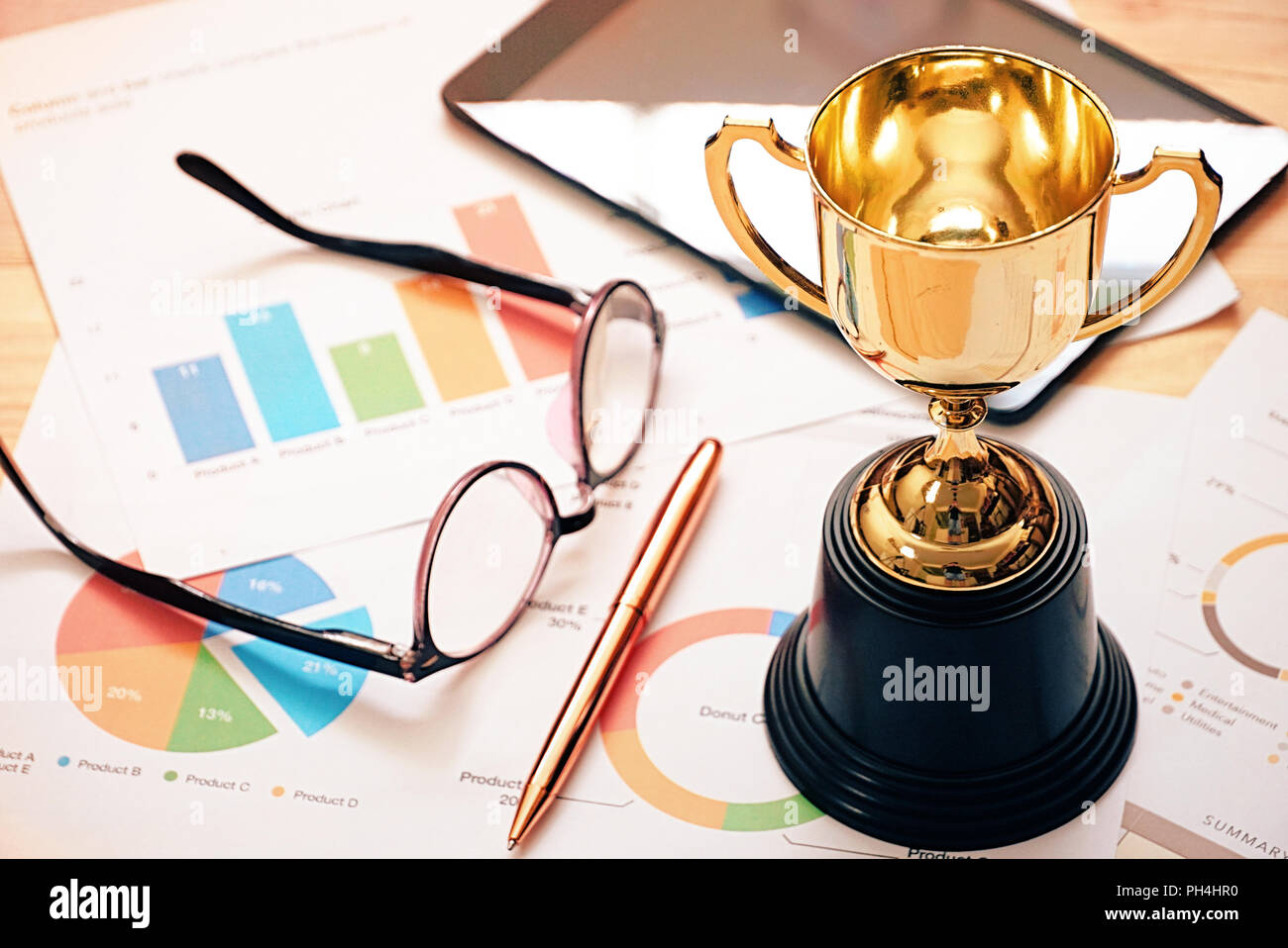 Reward chart hi-res stock photography and images - Alamy