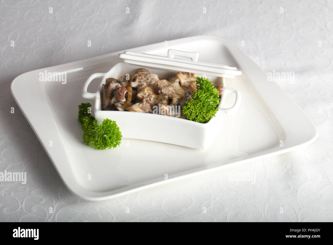 Chicken offals hi-res stock photography and images - Alamy