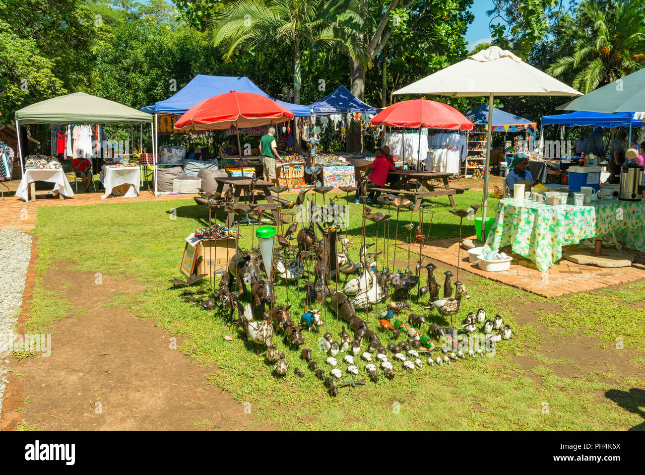 Zimbabwean metal art seen in Harare, Zimbabwe Stock Photo - Alamy