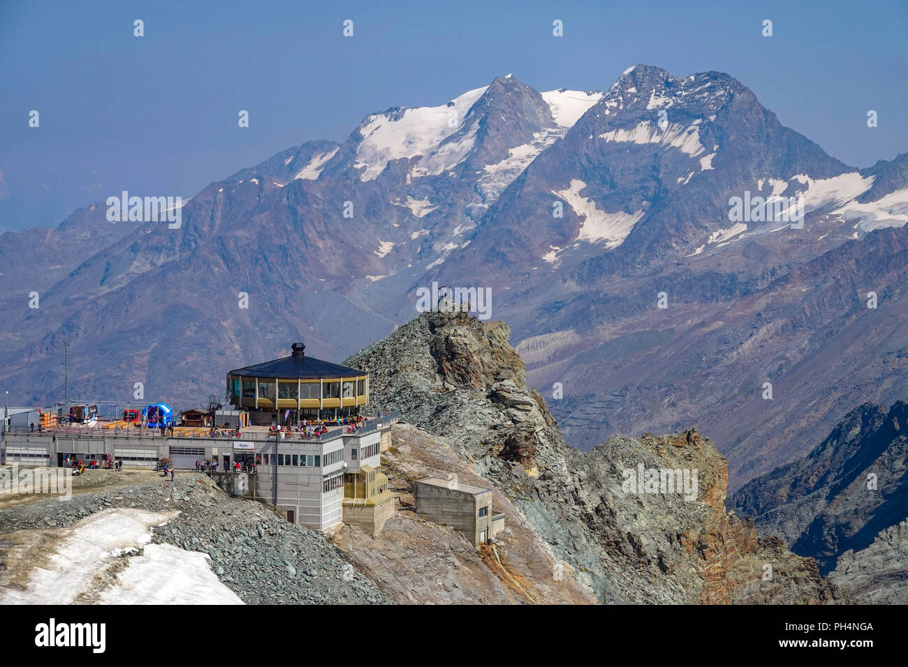 Saas fee restaurant hi-res stock photography and images - Alamy