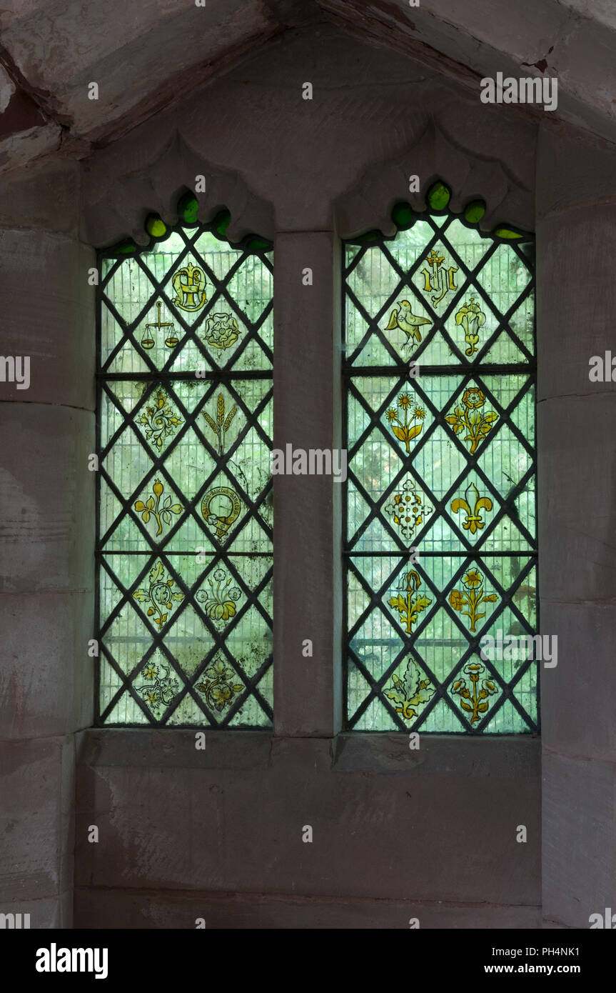 Churches parish windows hi-res stock photography and images - Alamy